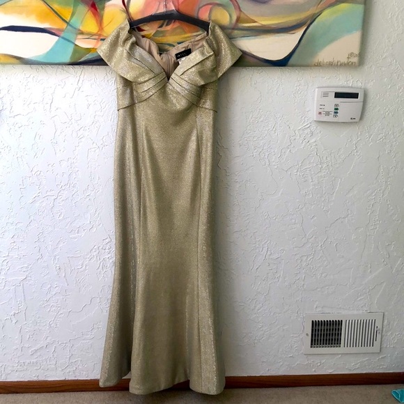 Dresses | Exquisite Shimmering Gold Alexander Gown By Daymor | Poshmark